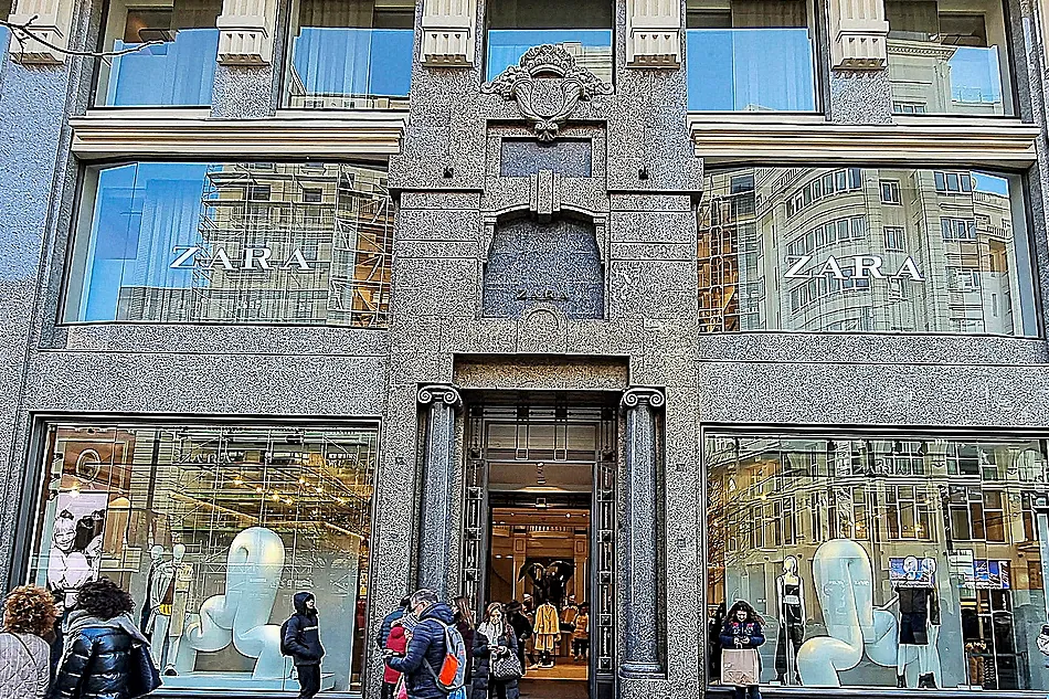 La patronal de Inditex, Mango y Tendam ofrece una subida salarial anual ...