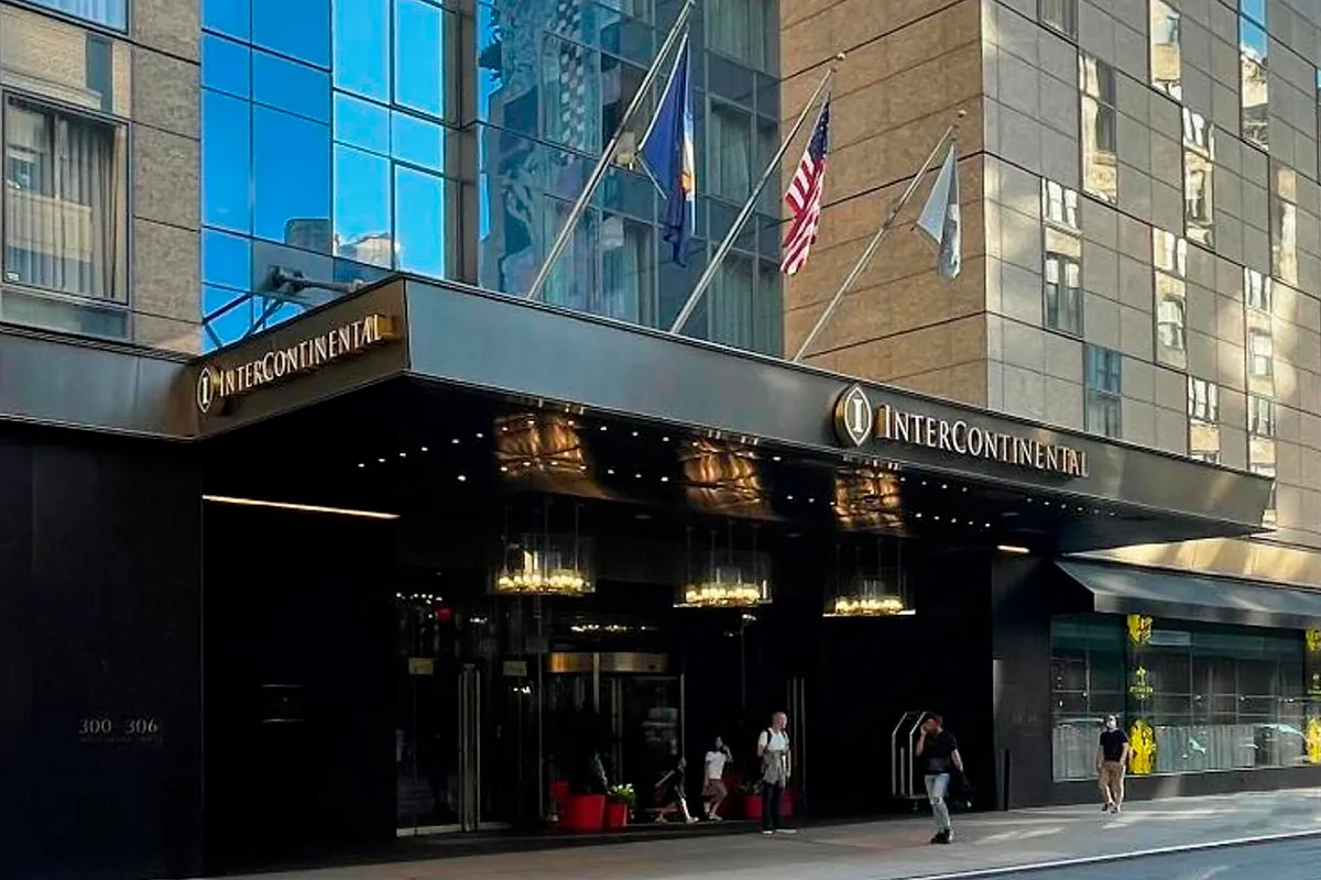 Mazabi entra en Nueva York con un hotel en Times Square | Mercado ...