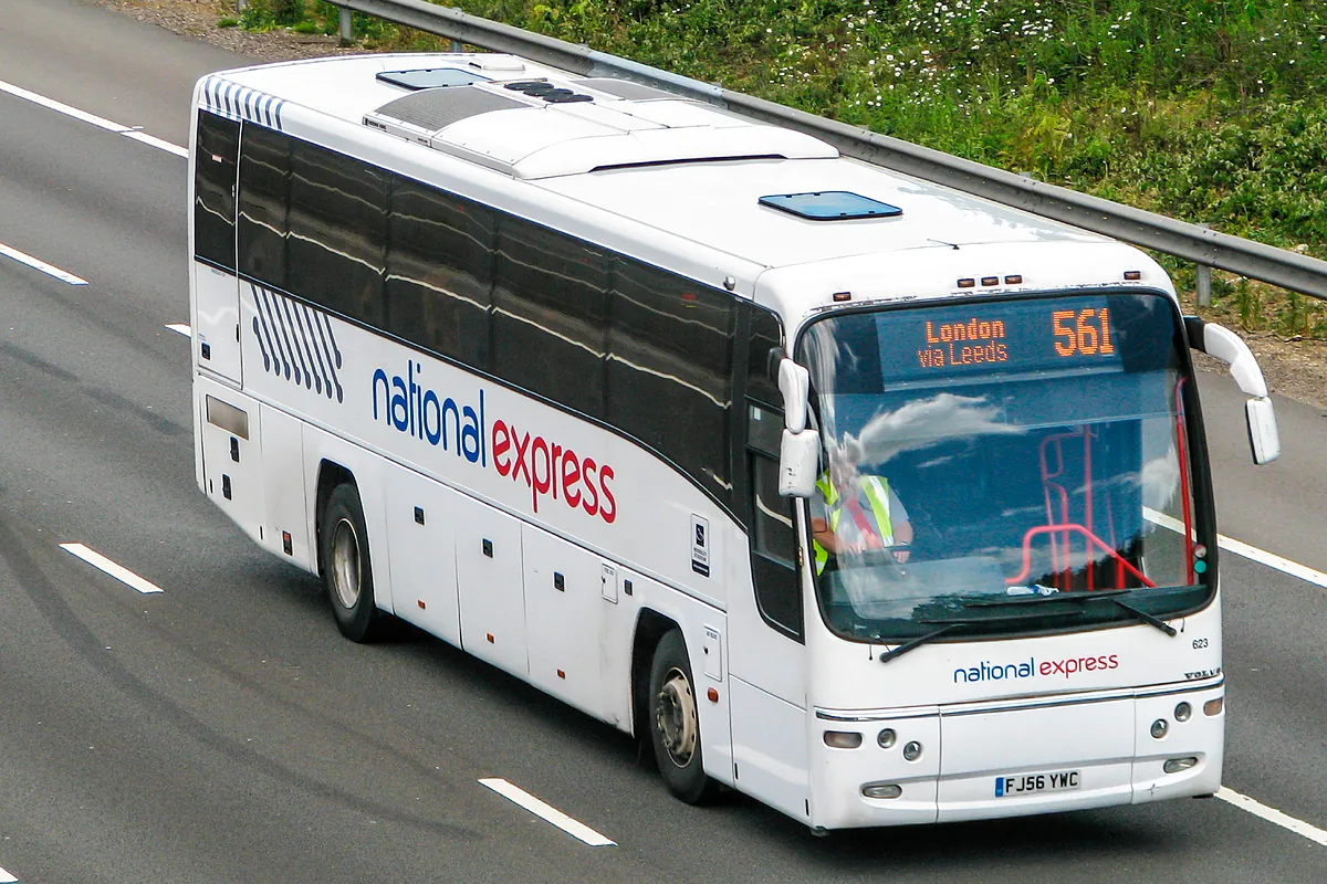 Los Cosmen engordan Alsa con los autocares británicos para crear un ...