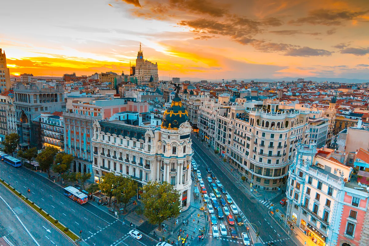 Madrid luce en el podio inmobiliario y Barcelona vuelve al 'top 10 ...