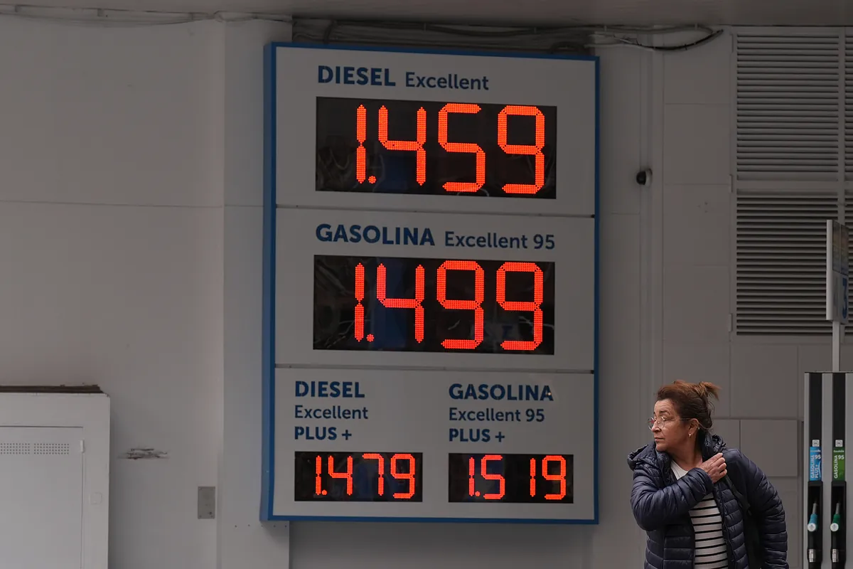 El petróleo Brent se desboca y acumula una subida del 26% desde el ...