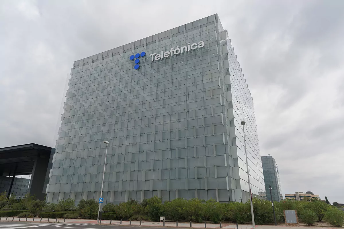 Telefónica comunica 5.319 bajas, el 37% del total, para los ERE de las ...