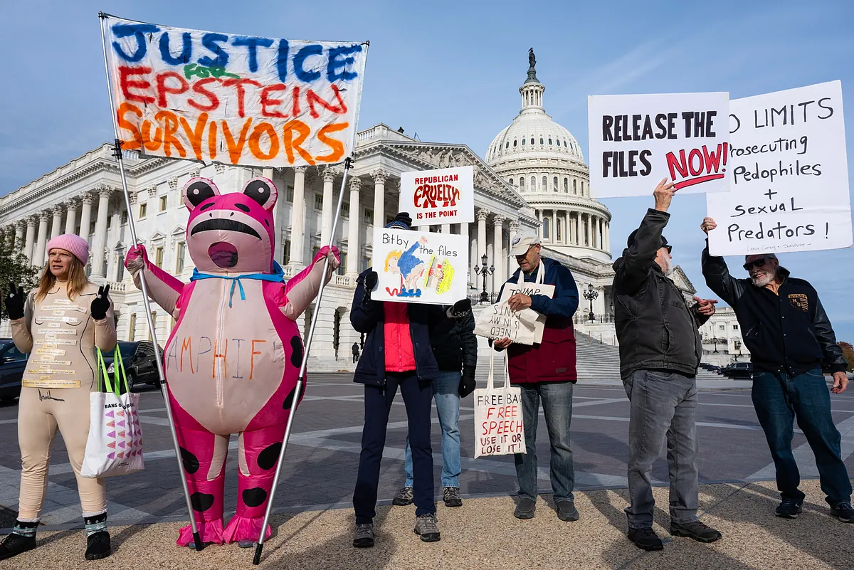 La Cámara Baja de EEUU aprueba forzar la publicación de los archivos del caso Epstein | Política